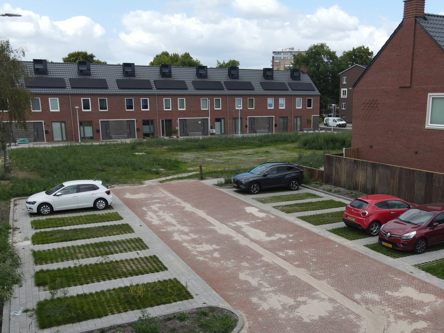 Home - Groen Parkeren met Duurzame Grastegels - Park Positive